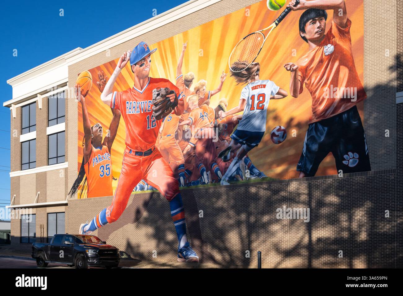 Basketball mural hi-res stock photography and images - Alamy