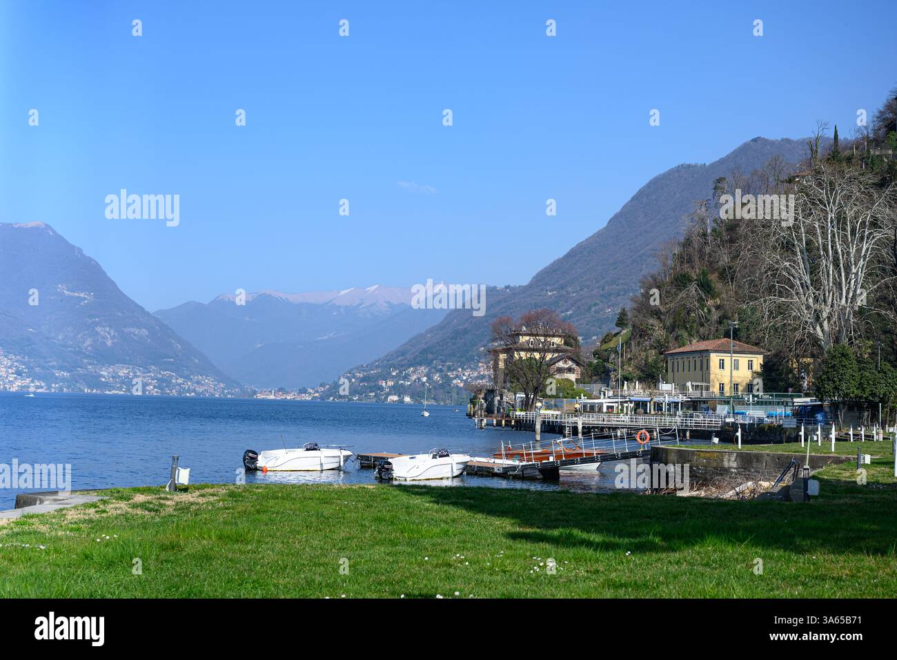 View of the mountains on Lake Como – Como, Italy – 05 March 2025 Stock ...