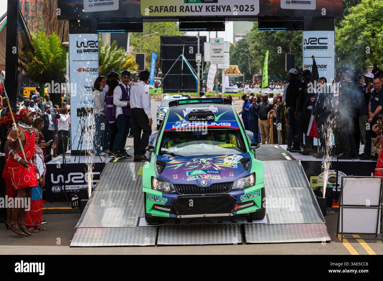 Kenyan President William Ruto flags-off Karan Patel and Tauseef Khan in ...