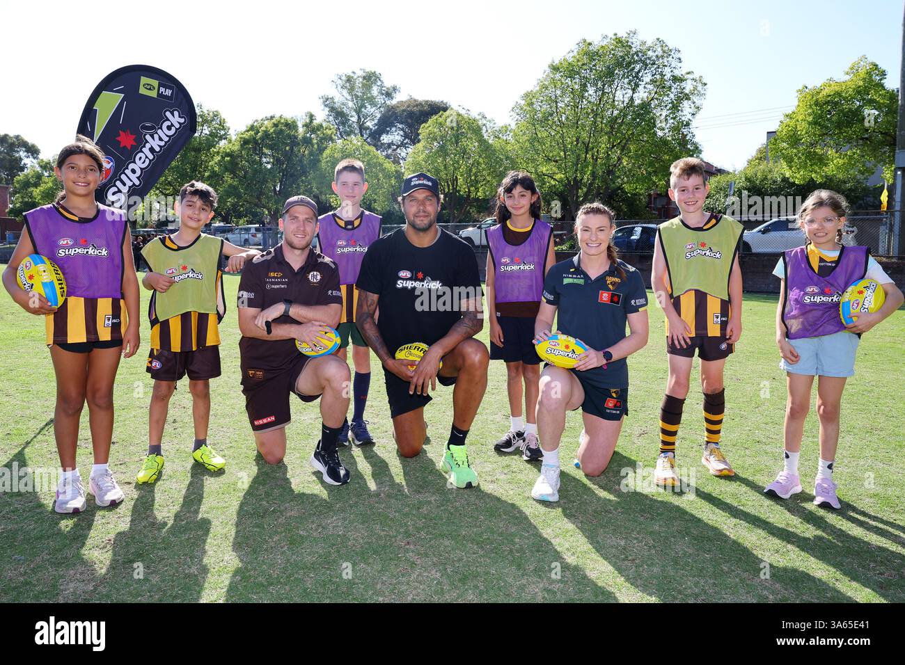 Hawthorn in Melbourne, Tuesday, March 25, 2025.(L-R) Hawthorn Hawks ...