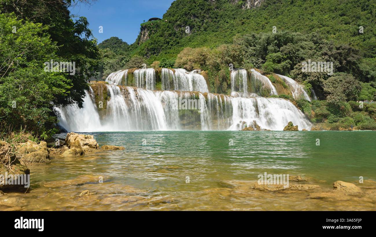 Ban Gioc Waterfalls, the fourth largest waterfalls in the world ...