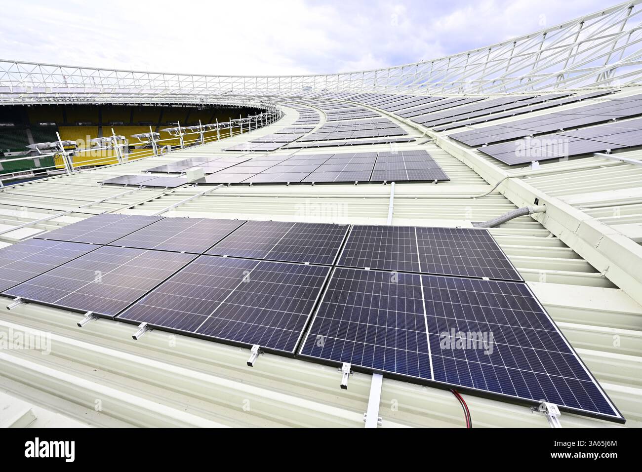 THEME PICTURE - Illustration on the topics of photovoltaic system/PV ...