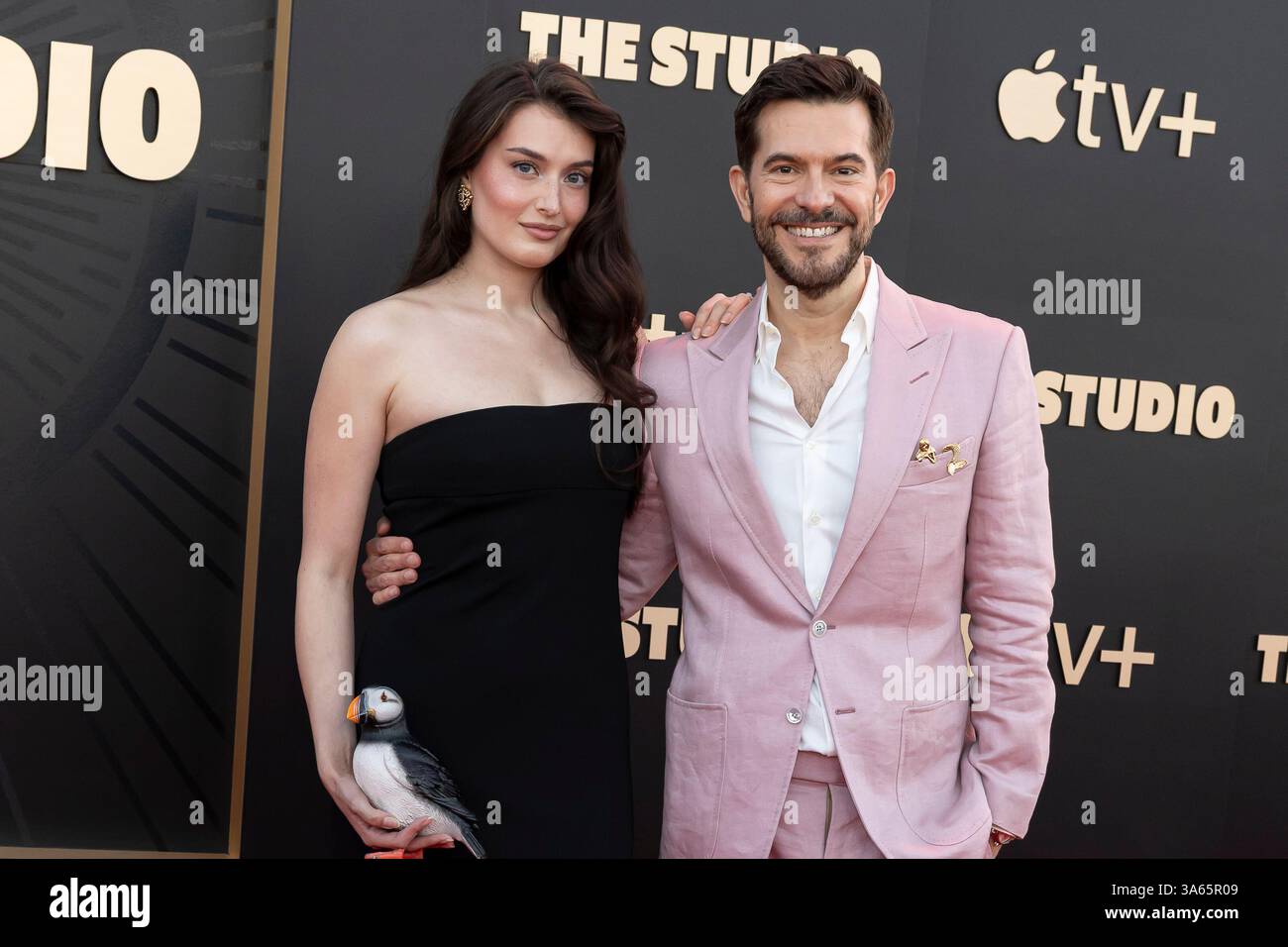 Los Angeles, USA. 24th Mar, 2025. Jessica Clements and Peter Huyck ...