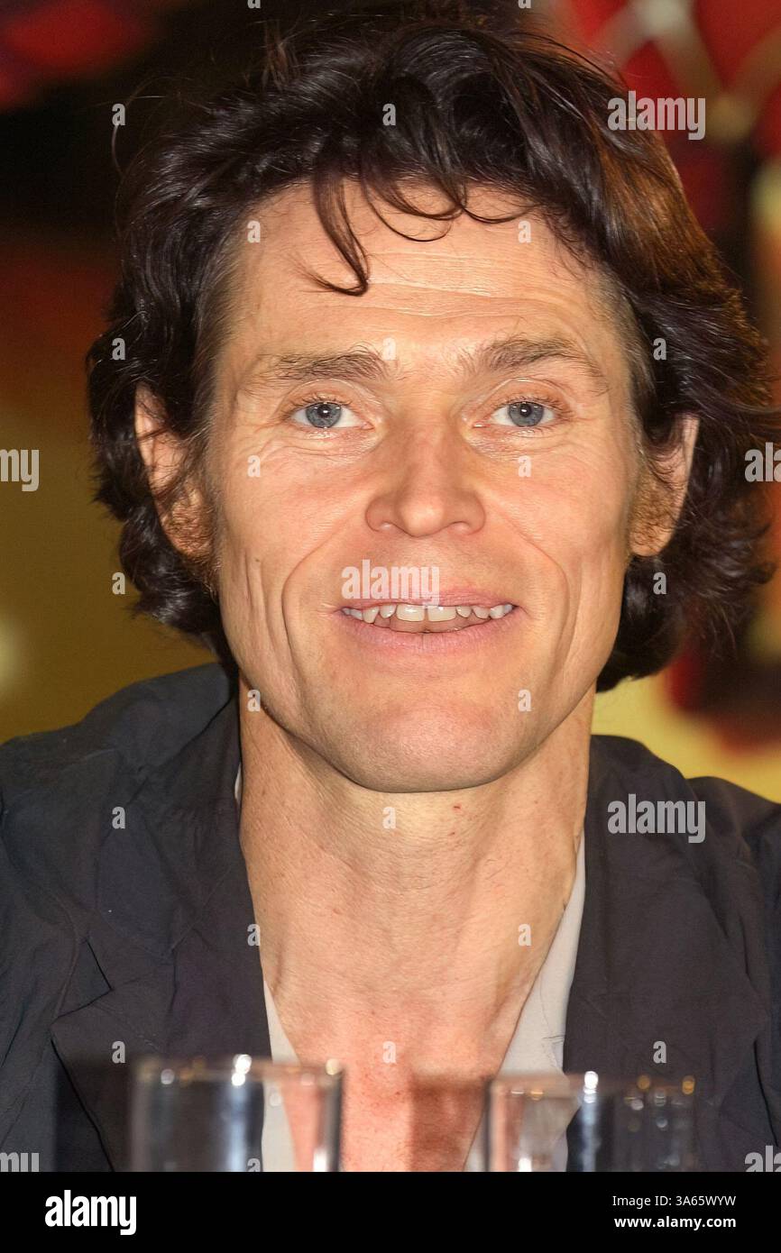 SPIDER-MAN CAST SPIN INTO SYDNEY TO PROMOTE NEW MOVIE. WILLEM DAFOE ...