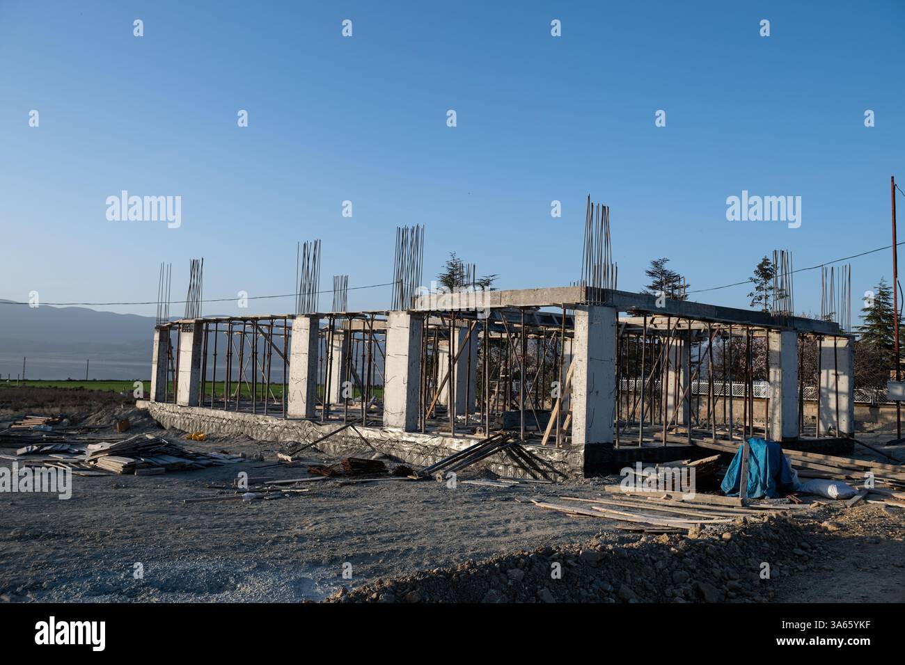 new building construction columns and rebar Stock Photo - Alamy