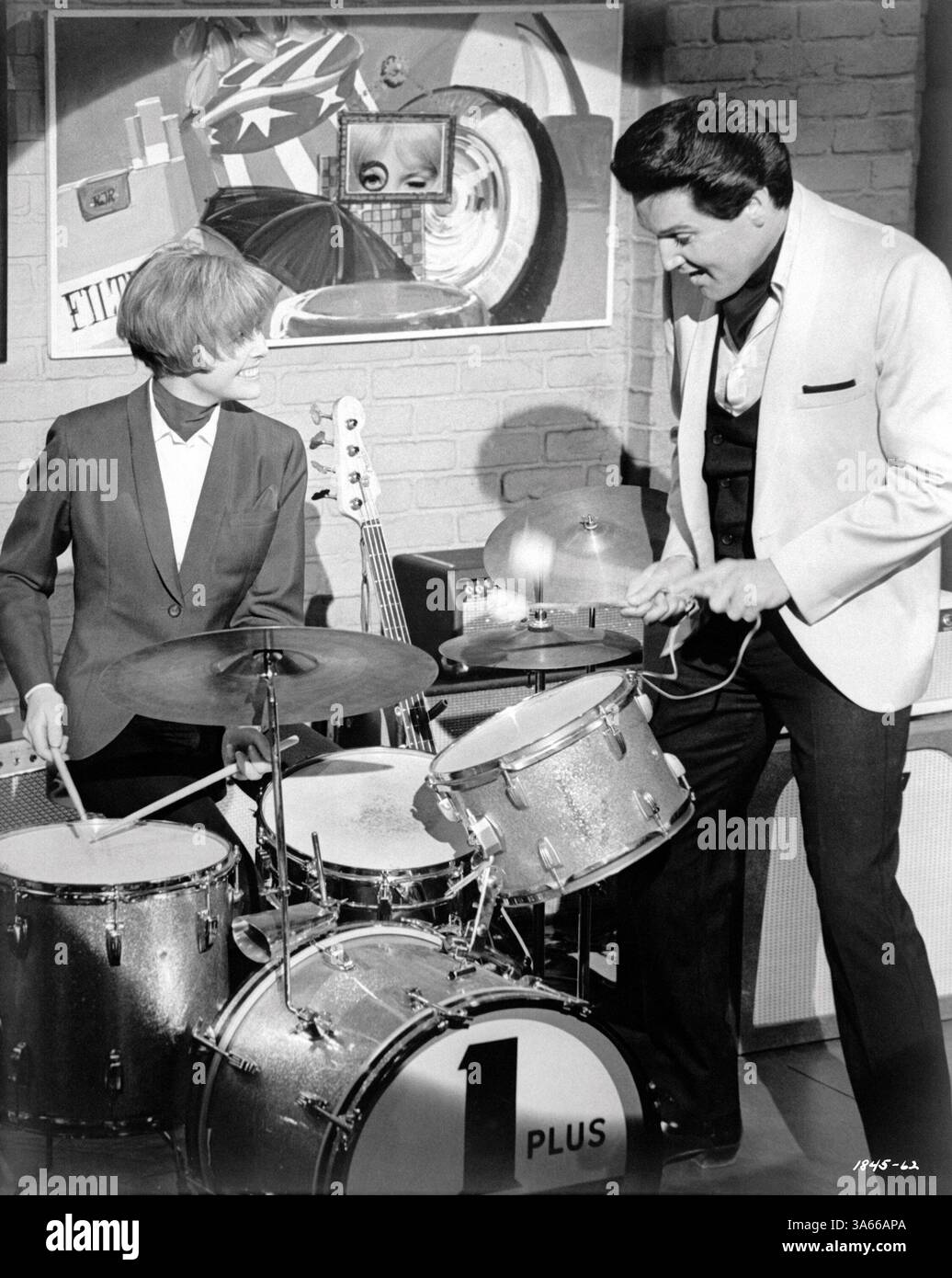 Elvis spinout hi-res stock photography and images - Alamy