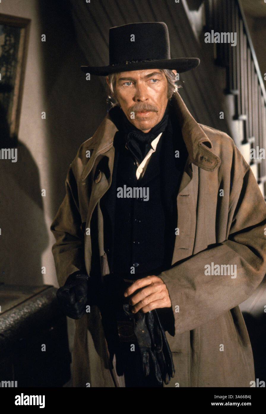 May 23, 1973; Durango, MEXICO; Actor JAMES COBURN as Sheriff Patrick ...