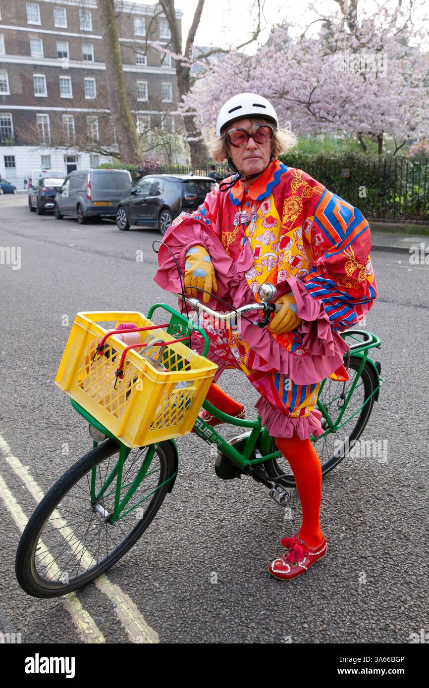 London, UK. 25th Mar, 2025. Artist and performer Grayson Perry arrives ...