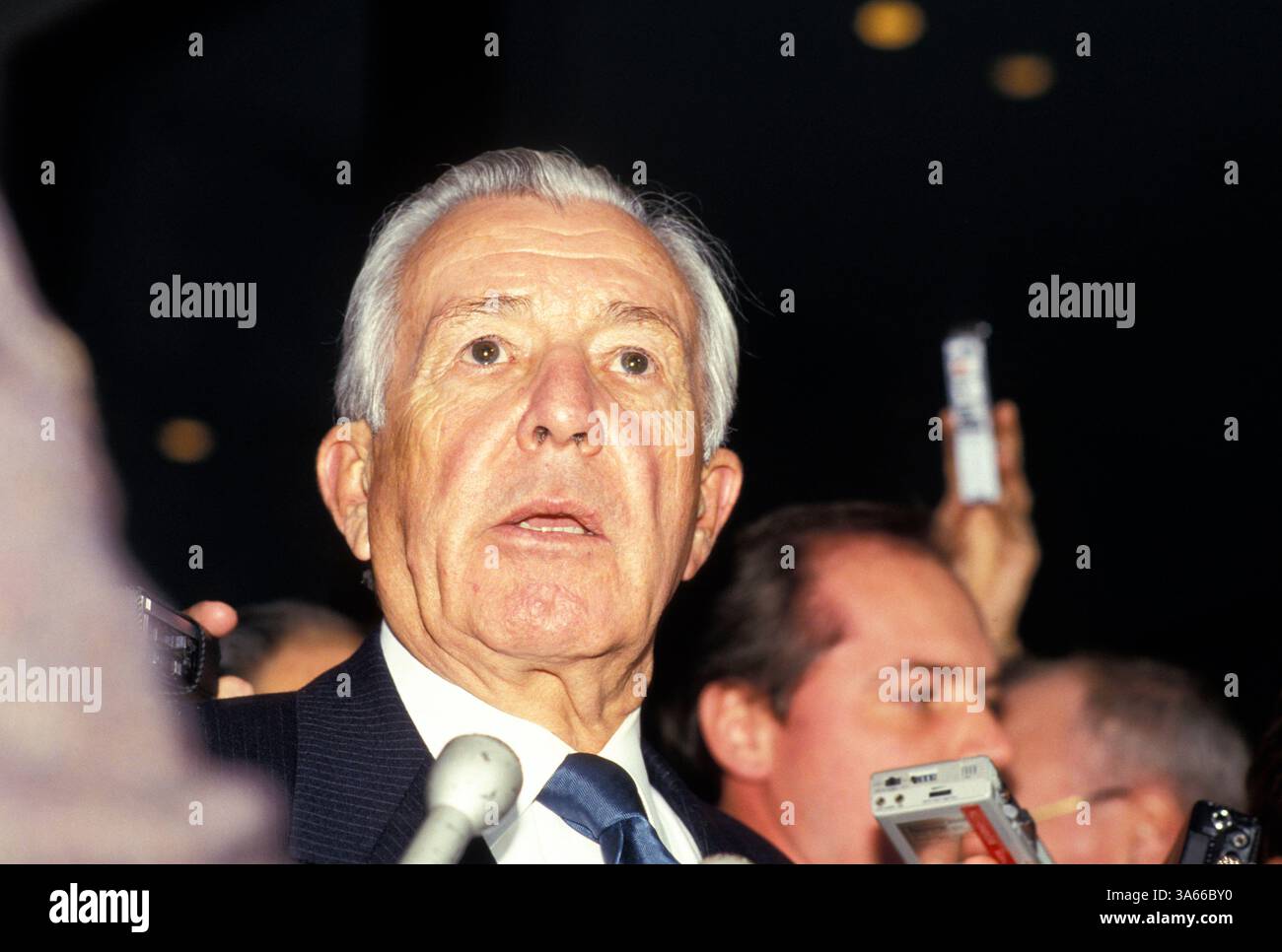 Dec 01, 1985; Washington, DC, USA; Politician DONALD REGAN Stock Photo ...