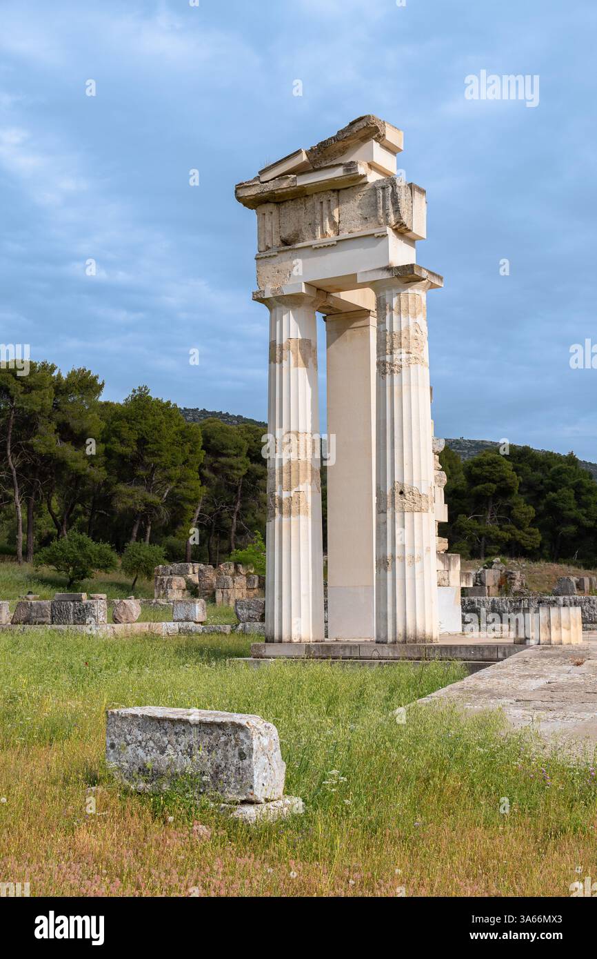 Archaeological site of ancient Epidaurus, Greece Stock Photo - Alamy