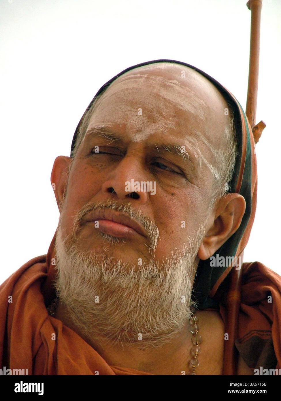 Jun 21, 2004; New Delhi, INDIA; The Shankaracharya of Kanchi Kamakoti Peetam, SRI JAYENDRA ...
