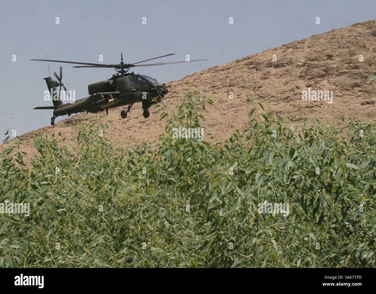 Jun 27, 2004; Oruzgan, Afghanistan; An Army AH-64 Apache attack ...