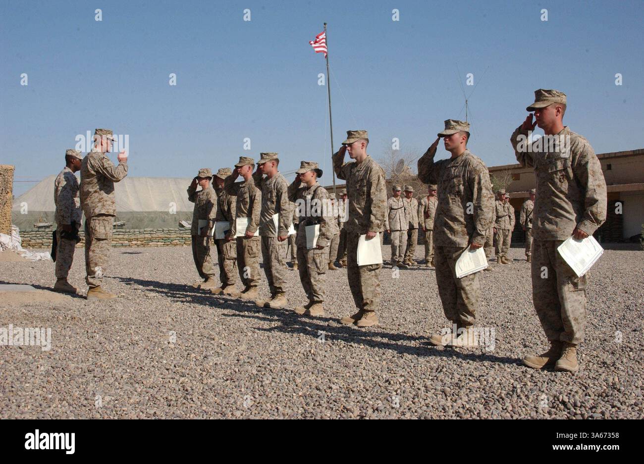 Marine helicopter squadron medium 161 hi-res stock photography and ...