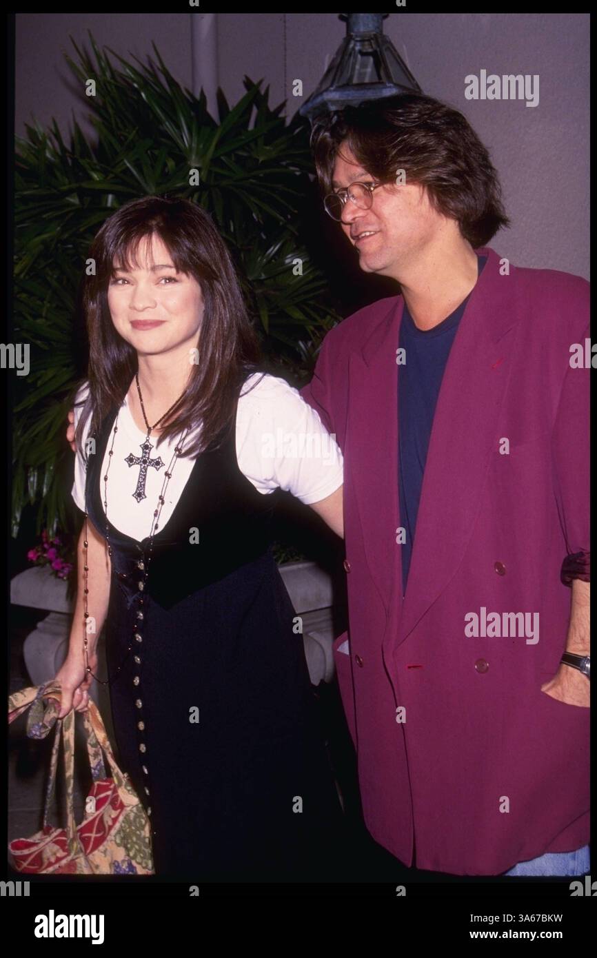 1994; Hollywood, CA, USA; Actress VALERIE BERTINELLI and her husband ...