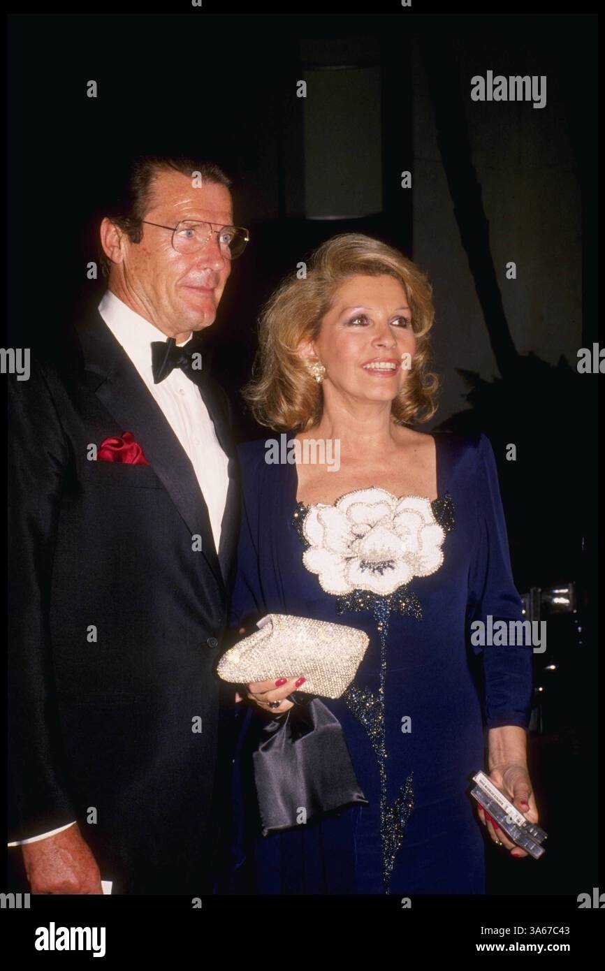 May 1988; Hollywood, CA, USA; Former 'Bond,' actor ROGER MOORE and ...