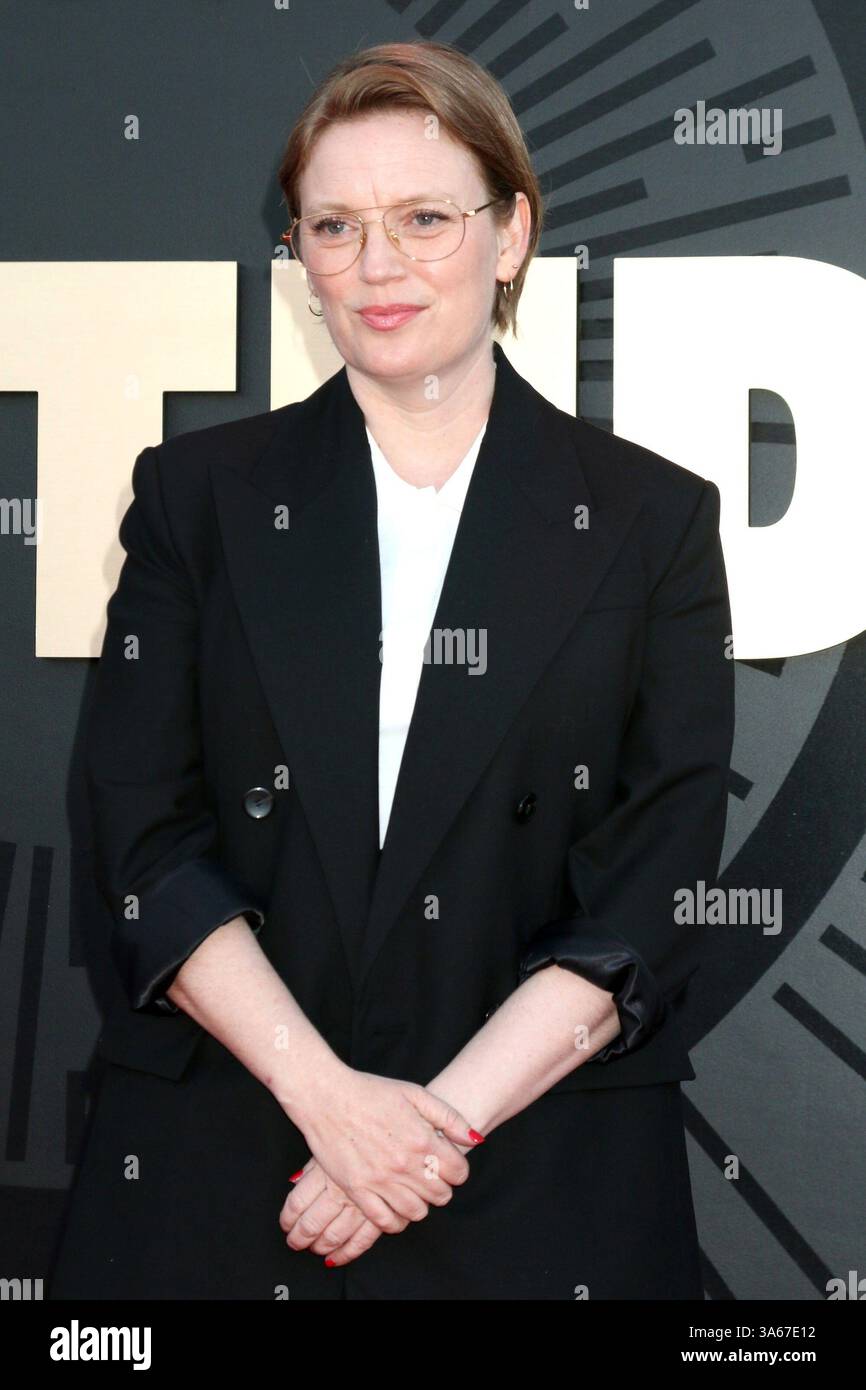 Ca. 24th Mar, 2025. Sarah Polley at arrivals for THE STUDIO Premiere ...