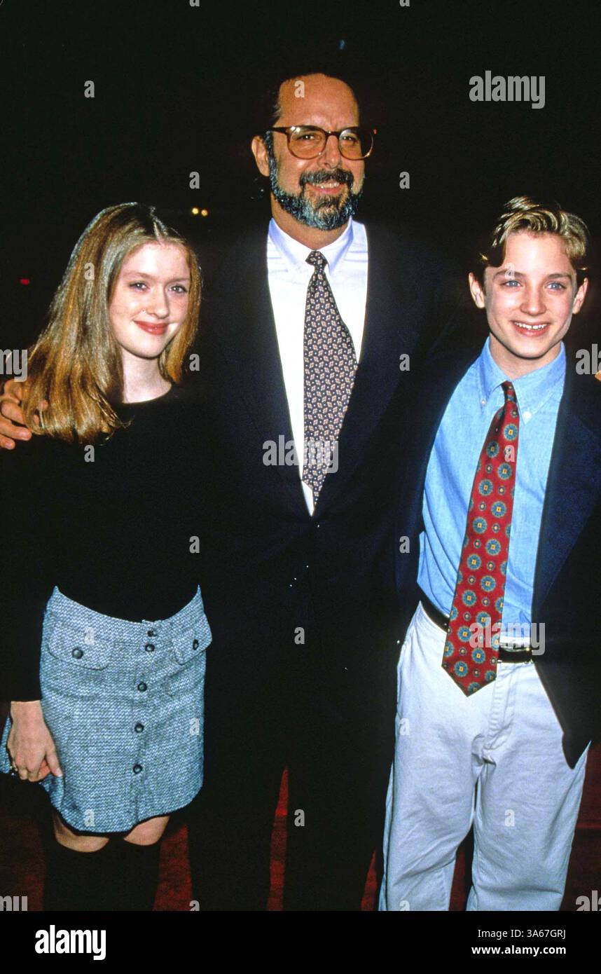 Mar. 18, 2008 - L9773MF.THE WAR SCREENS.LEXI RANDALL, JON AVNET, ELIJAH ...