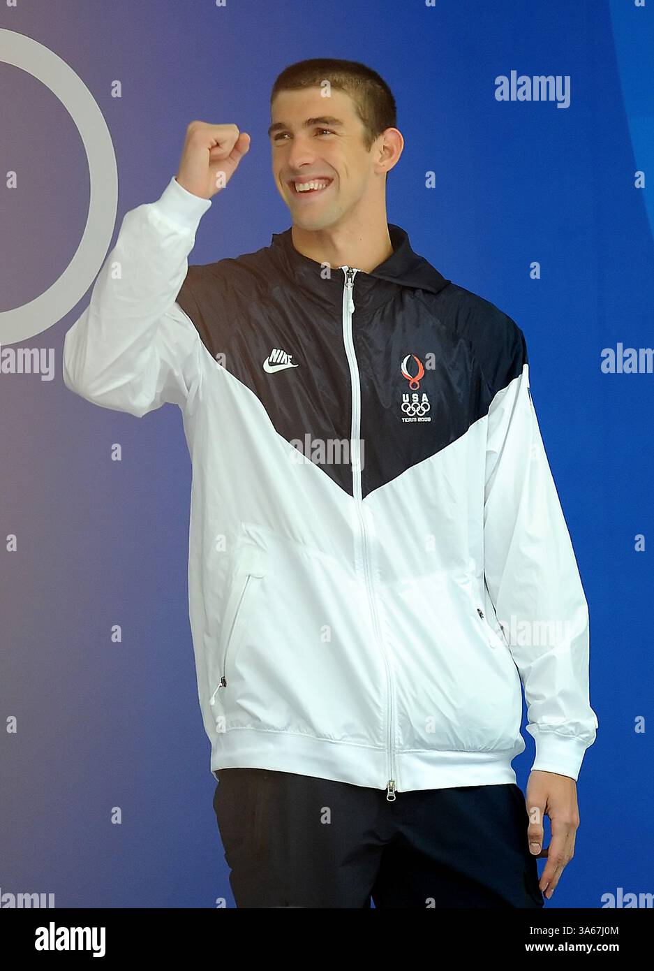 Aug. 15, 2008 - Michael Phelps of the United States celebrates his gold ...