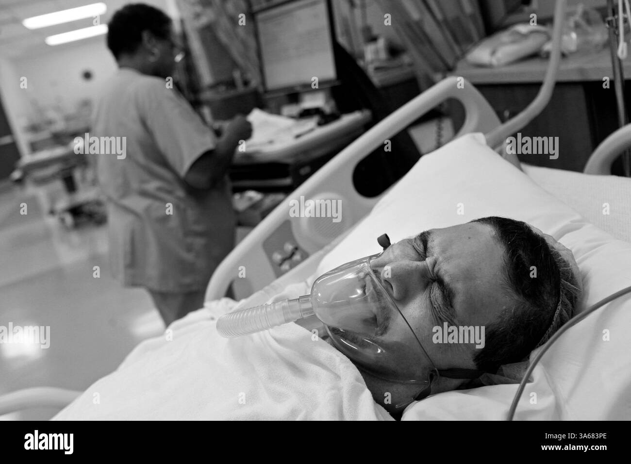 Knee replacement surgery after Black and White Stock Photos & Images ...