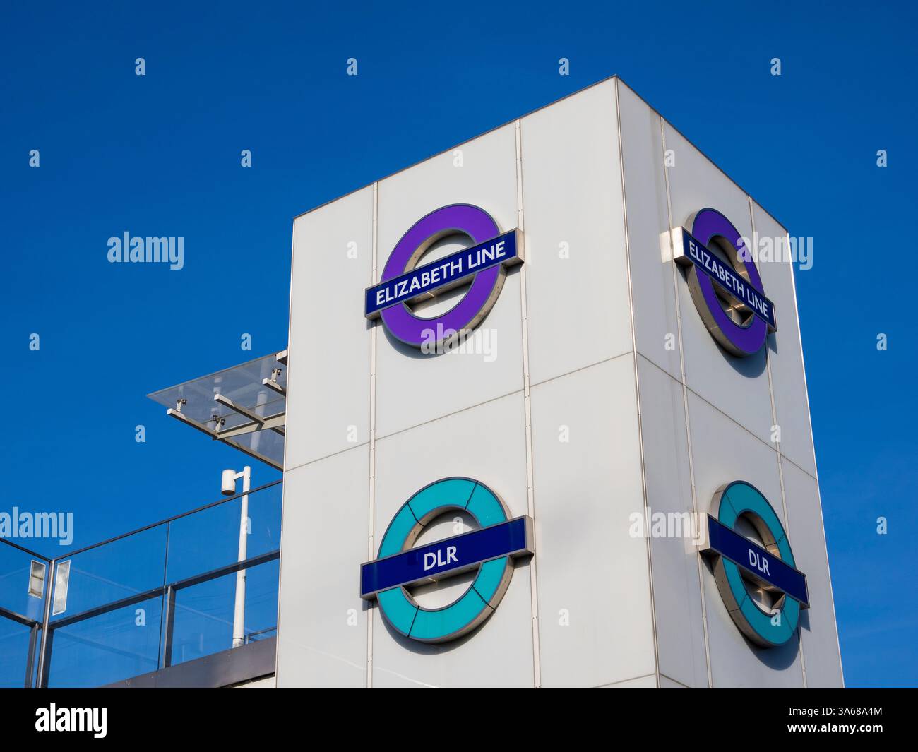 Custom House Station London, DLR and Elizebeth Line Station, Docklands ...