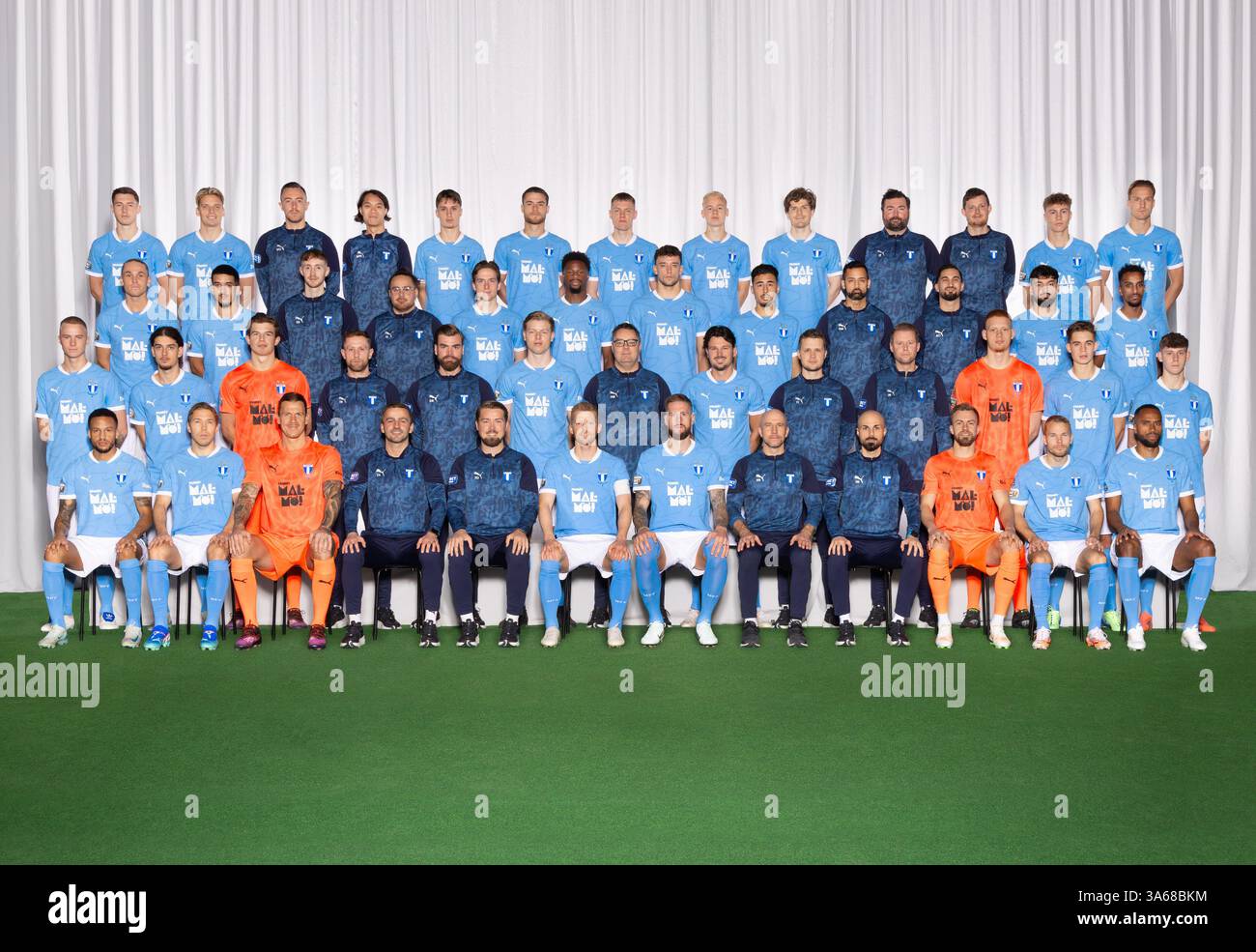 250227 Malmö FF poserar för en lagbild den 27 februari 2025 i Malmö ...