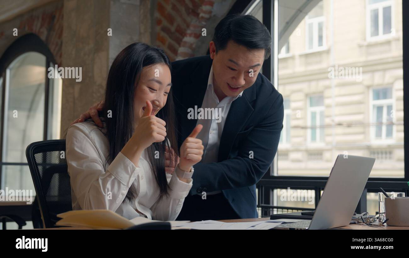 Asian woman Korean girl office intern businesswoman paperwork laptop ...