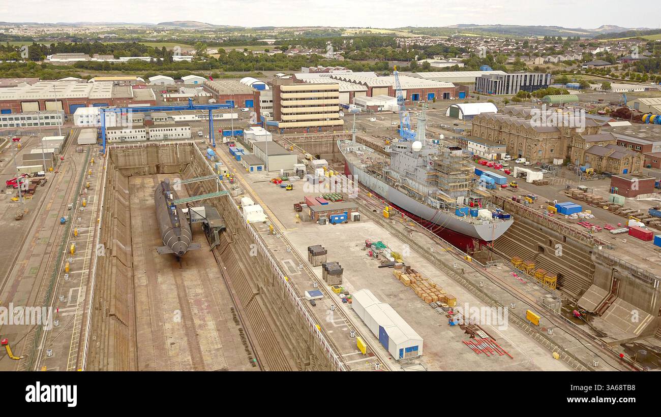 Rosyth, Scotland, UK: HMS Swiftsure (S126), first ex-Royal Navy nuclear ...