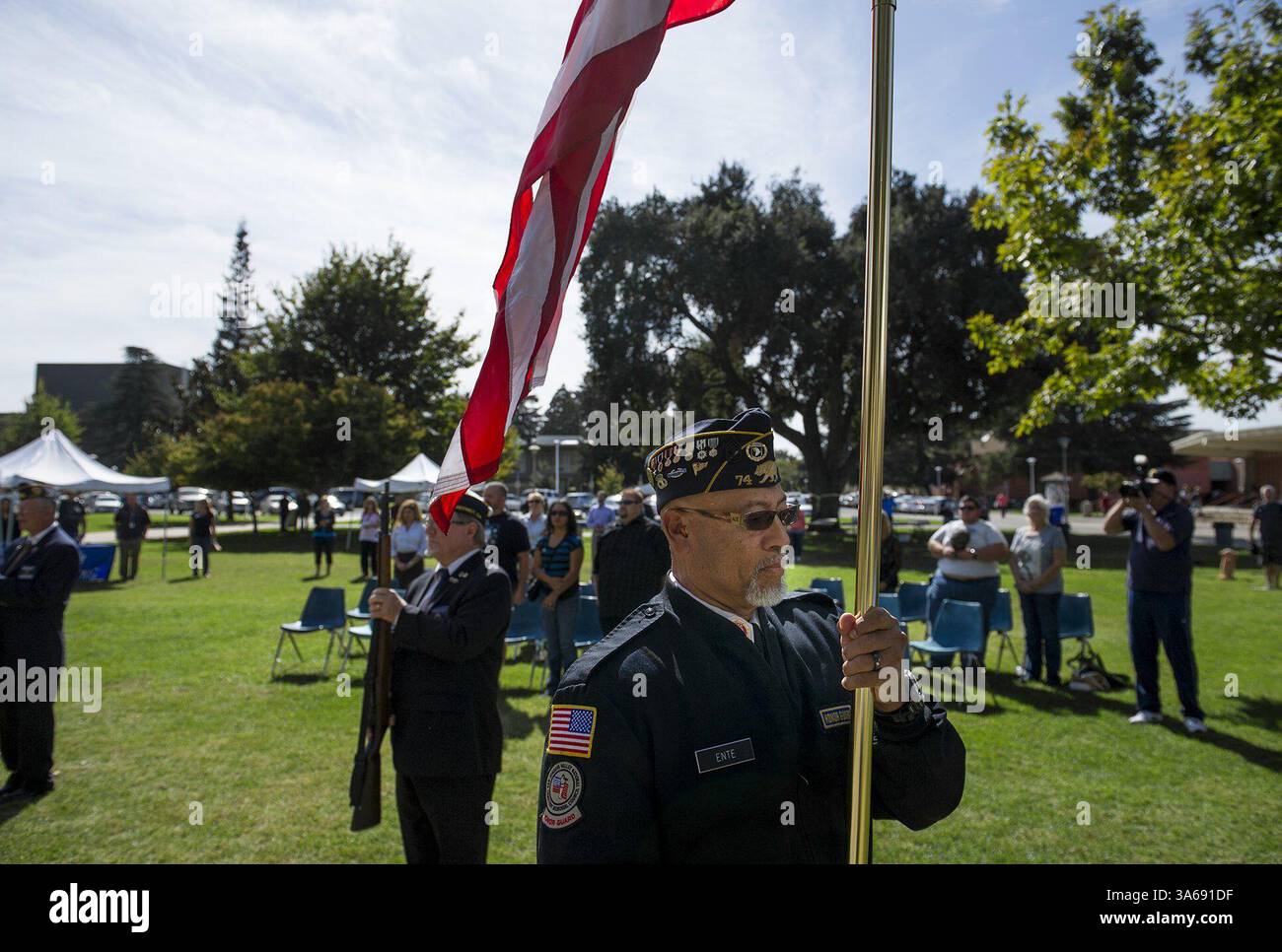 Veteran resource fair hi-res stock photography and images - Alamy