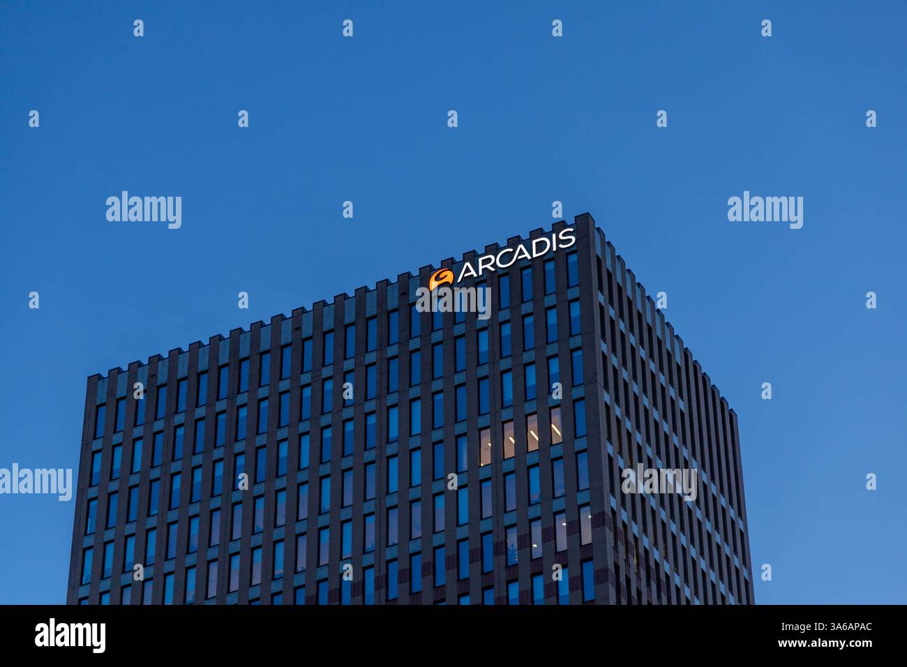 Arcadis logo hi-res stock photography and images - Alamy