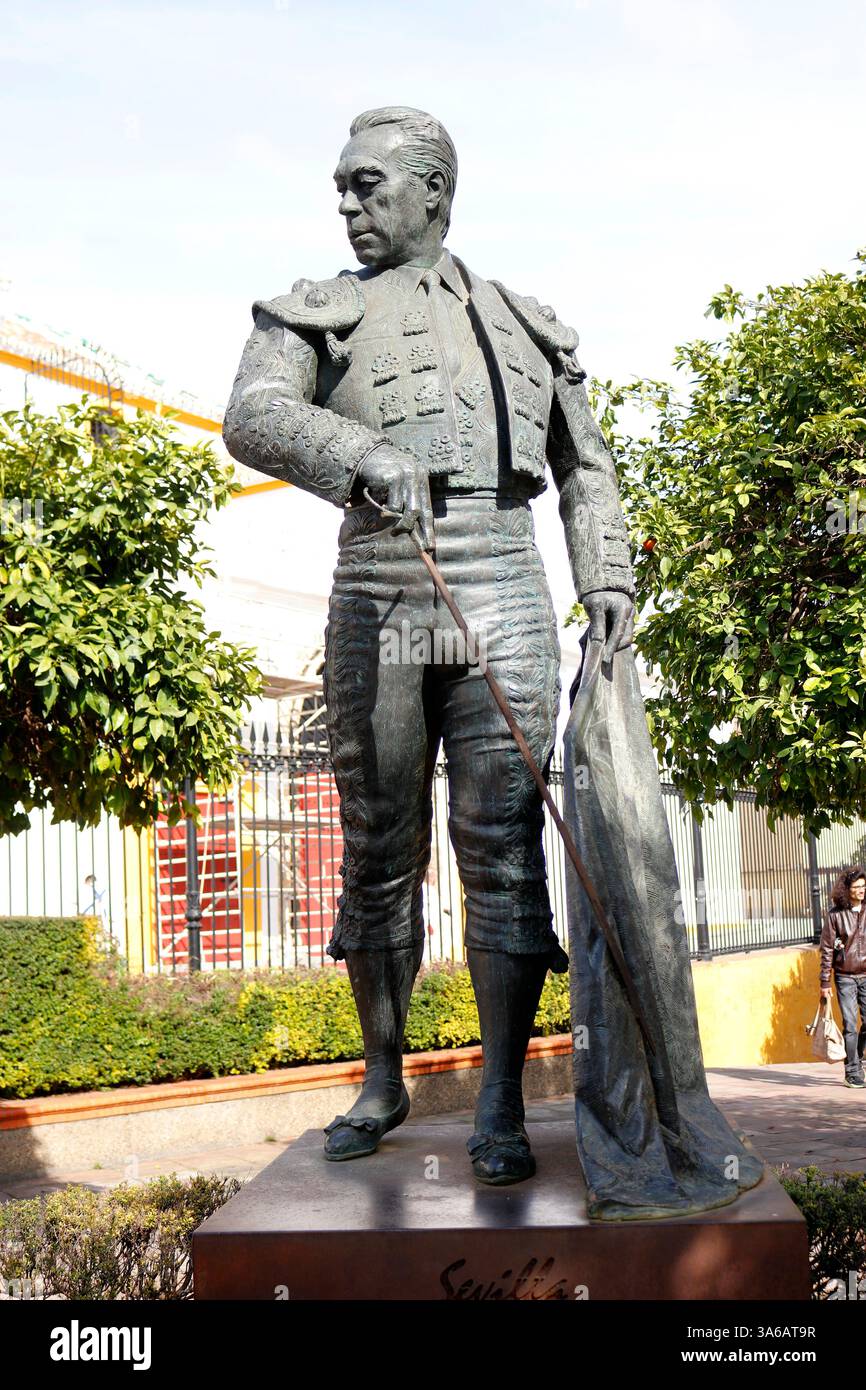 Impressionen: Denkmal fuer den Stierkaempfer/ Torero Curro Romero ...