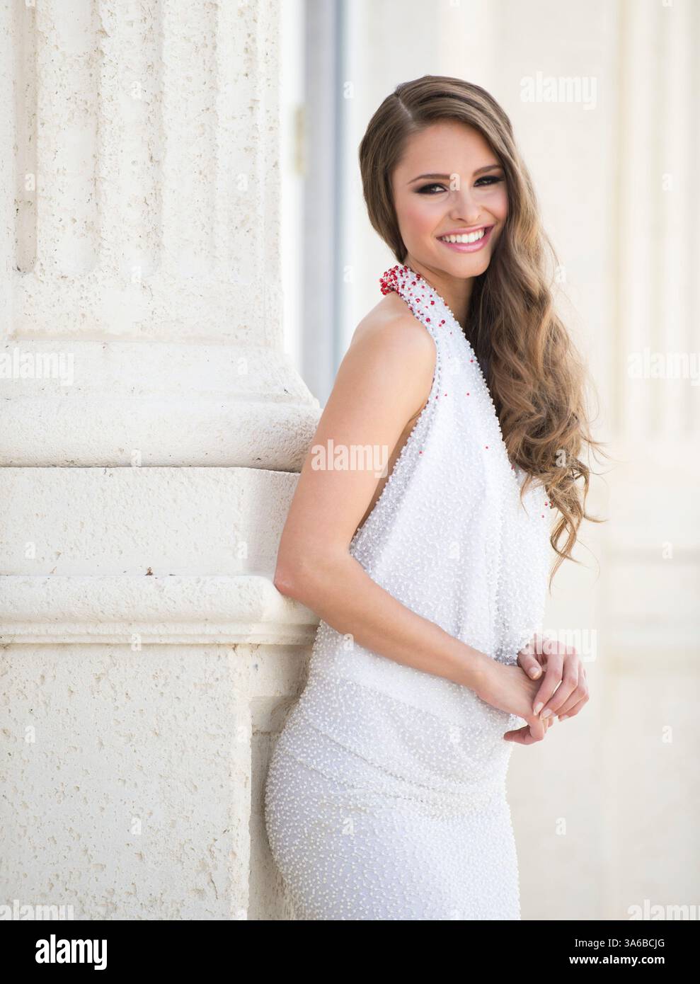 Jan 5, 2015 - Doral-Miami, Florida, U.S. - JULIA FURDEA, Miss Austria ...