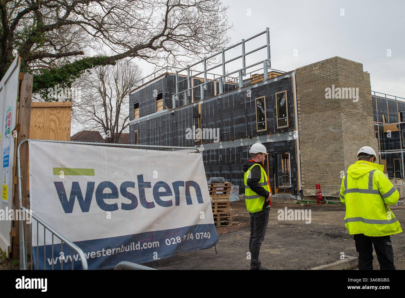 Slough, UK. 25th March, 2025. Construction work is well underway on the ...