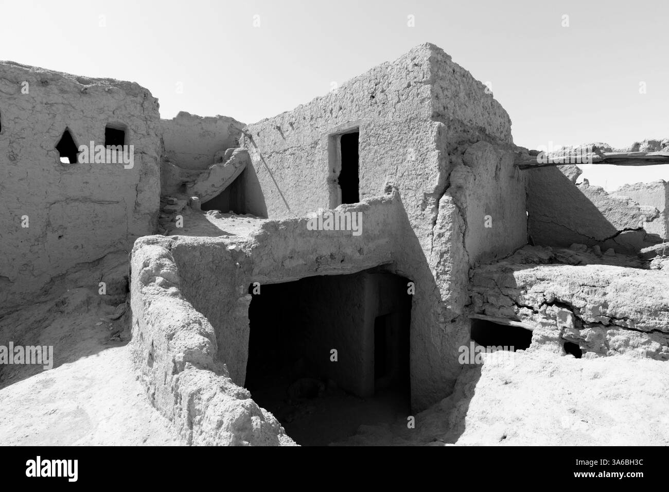 Abandoned houses in the traditional construction of Arabic adobe ...