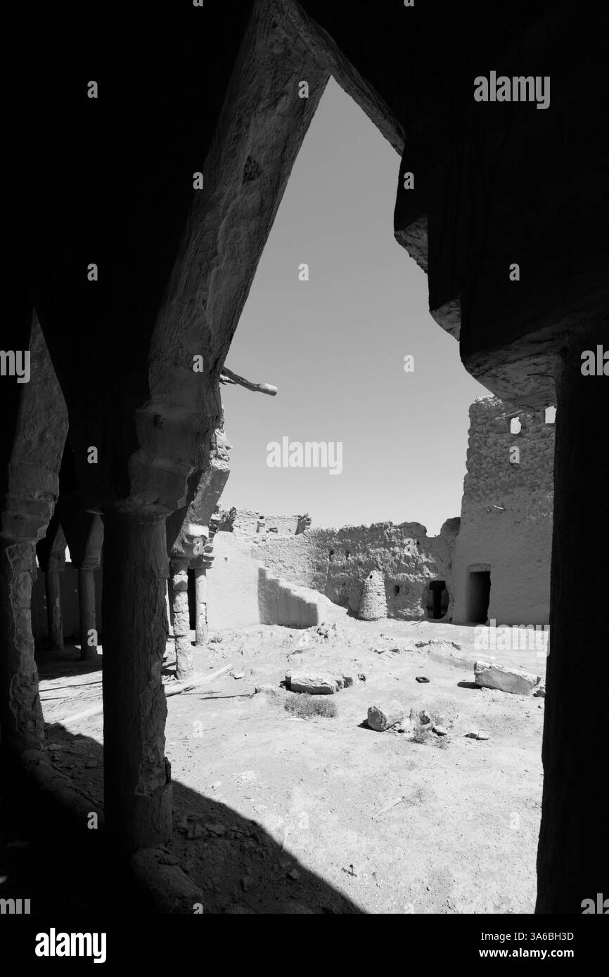 Abandoned houses in the traditional construction of Arabic adobe ...