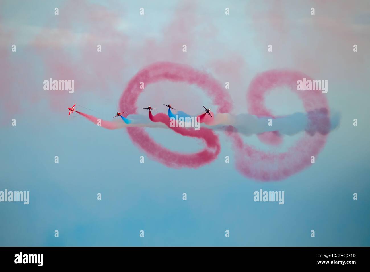 RAF's Red Arrows performing their Infinity Break at Sidmouth Regatta ...