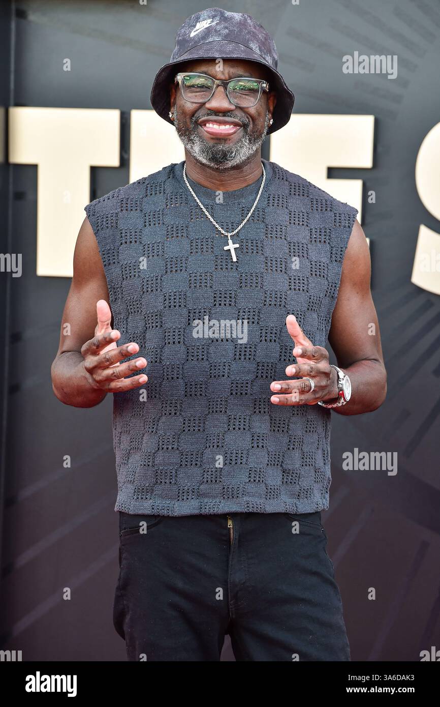 LOS ANGELES, CALIFORNIA, USA - MARCH 24: American actor and stand-up ...
