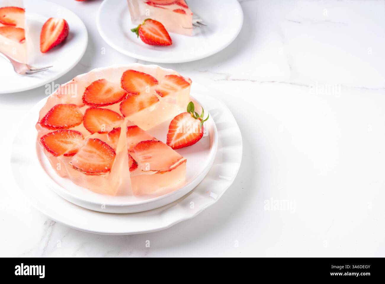 Japanese Raindrop Cake, or Mizu Shingen Mochi, clear jelly dessert ...