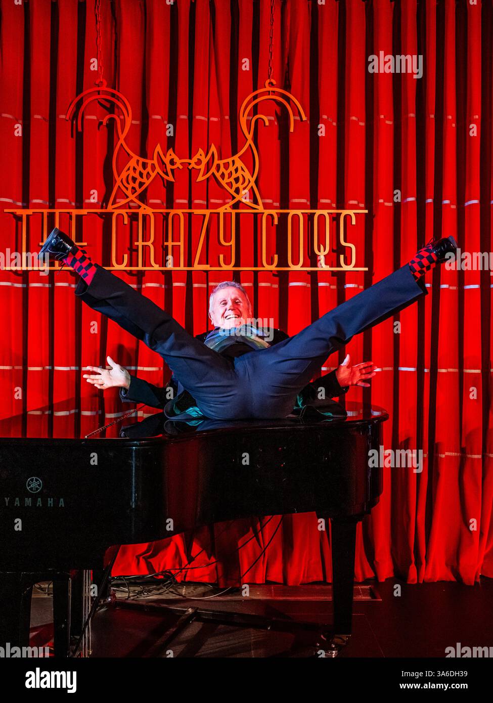 London, UK. 25th Mar, 2025. Wayne Sleep - The Beautiful World of ...