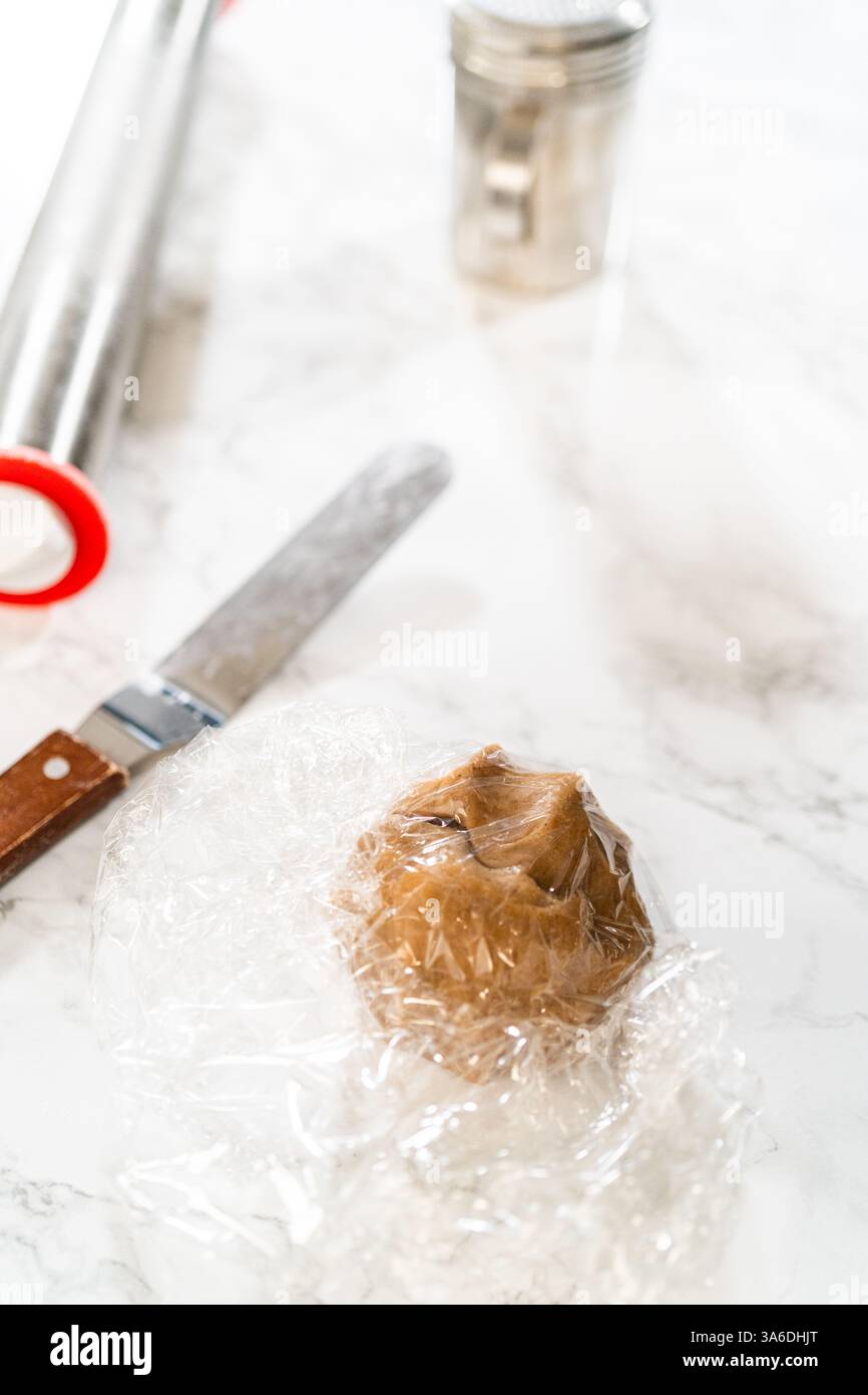 Step by step preparation of Amber Gingerbread Cookies from dough to ...