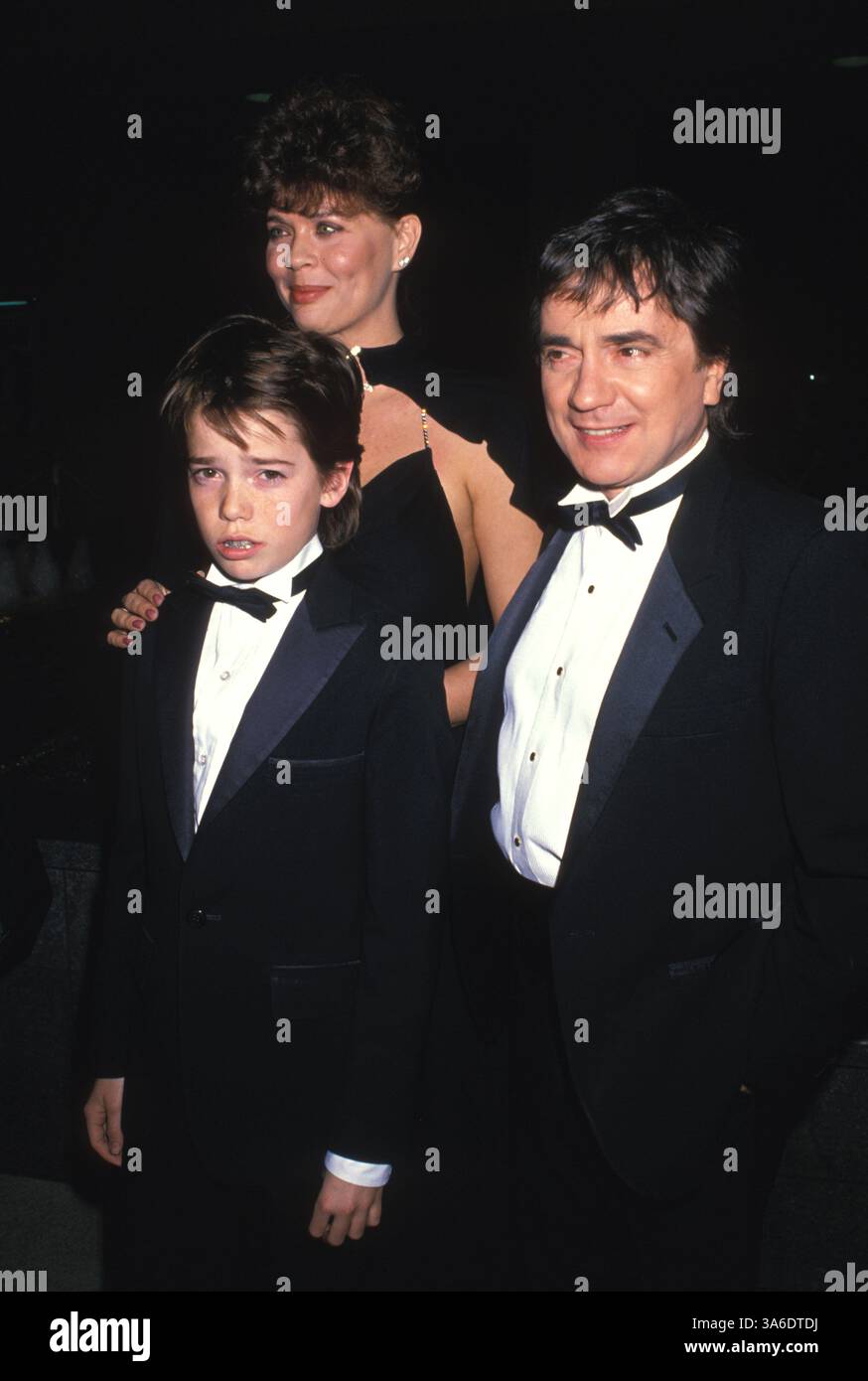 Feb 23, 1989; Los Angeles, CA, USA; Actor DUDLEY MOORE with wife BROGAN ...