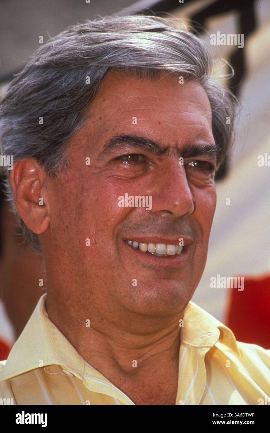 Writer MARIO VARGAS LLOSA campaigning in Lima, Peru Stock Photo - Alamy