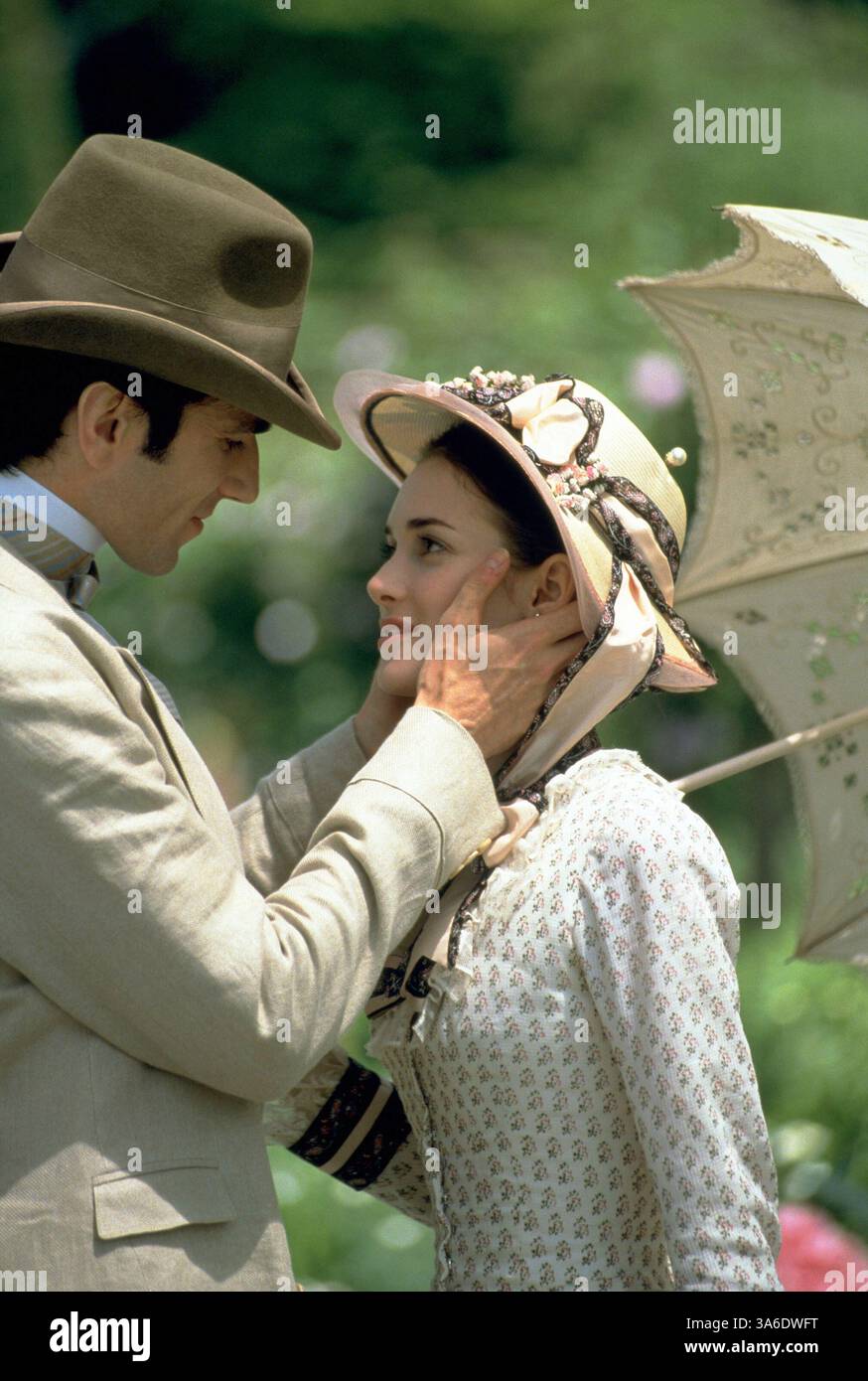 Sep 09, 1993; Hollywood, CA, USA; Actors DANIEL DAY LEWIS as Newland ...