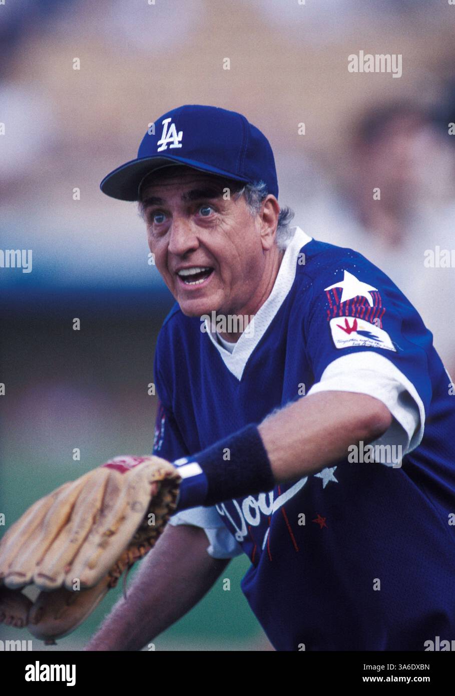 GARRY MARSHALL (Nov. 13, 1934 - July 19, 2016) was an American actor ...