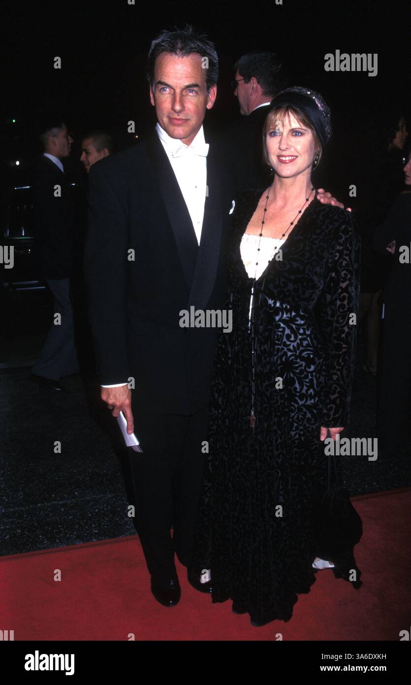 Nov 16, 1996; Los Angeles, CA, USA; Actor MARK HARMON & wife PAM DAWBER ...