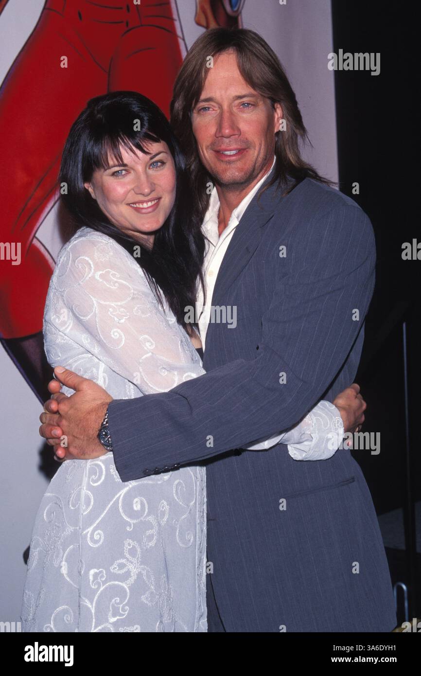 Jul 12, 1997; Las Vegas, NV, USA; Actress LUCY LAWLESS and actor KEVIN ...