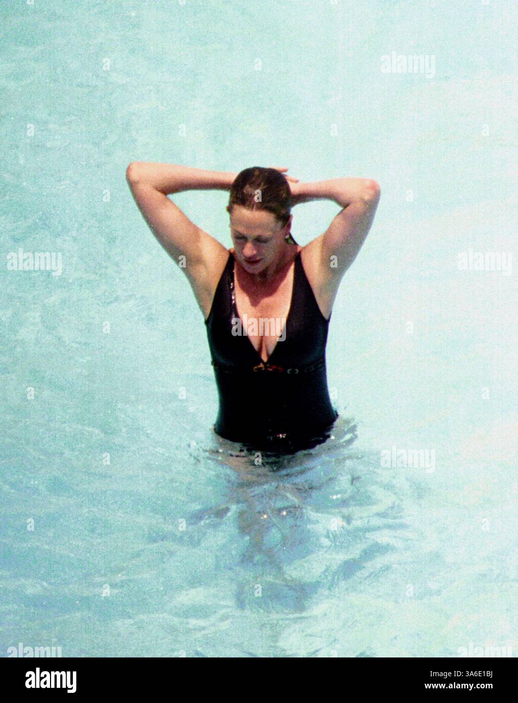 Apr 17, 2000; Campeche, Mexico; Actor MELANIE GRIFFITH relaxes @ the ...