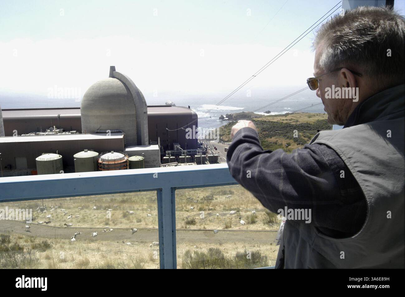 ! JEFF LEWIS, spokesman for Pacific Gas & Electric's Diablo Canyon ...