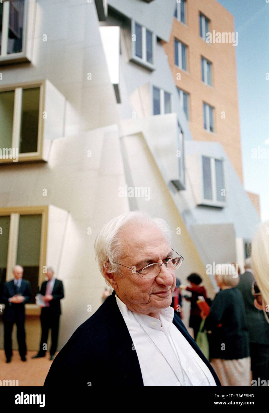 May 04, 2004; Cambridge, MA, USA; Architect FRANK O. GEHRY at the MIT ...