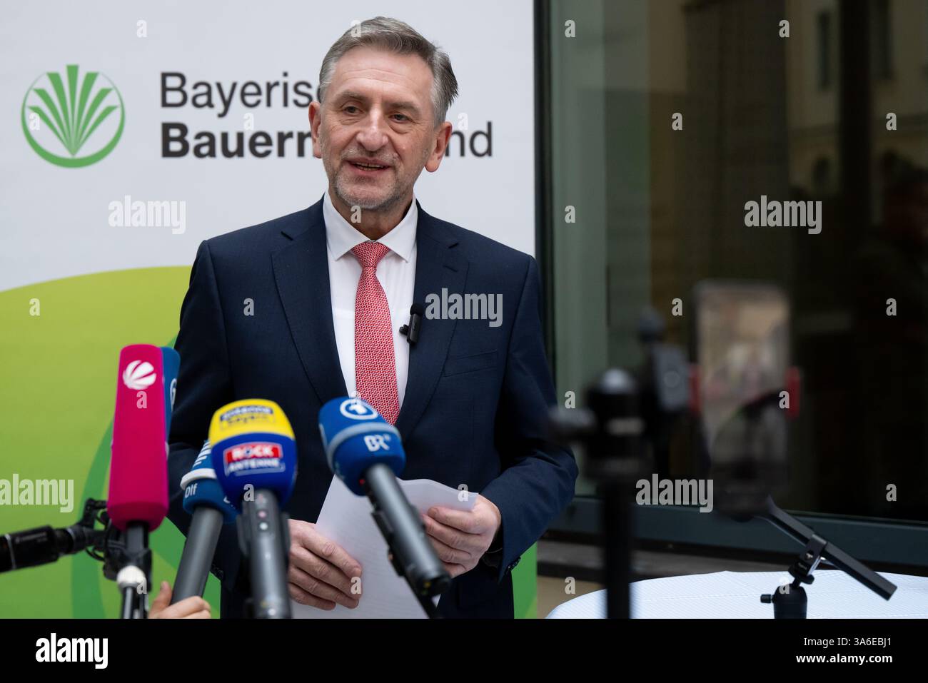 25 March 2025, Bavaria, Munich: Günther Felßner, President of the ...