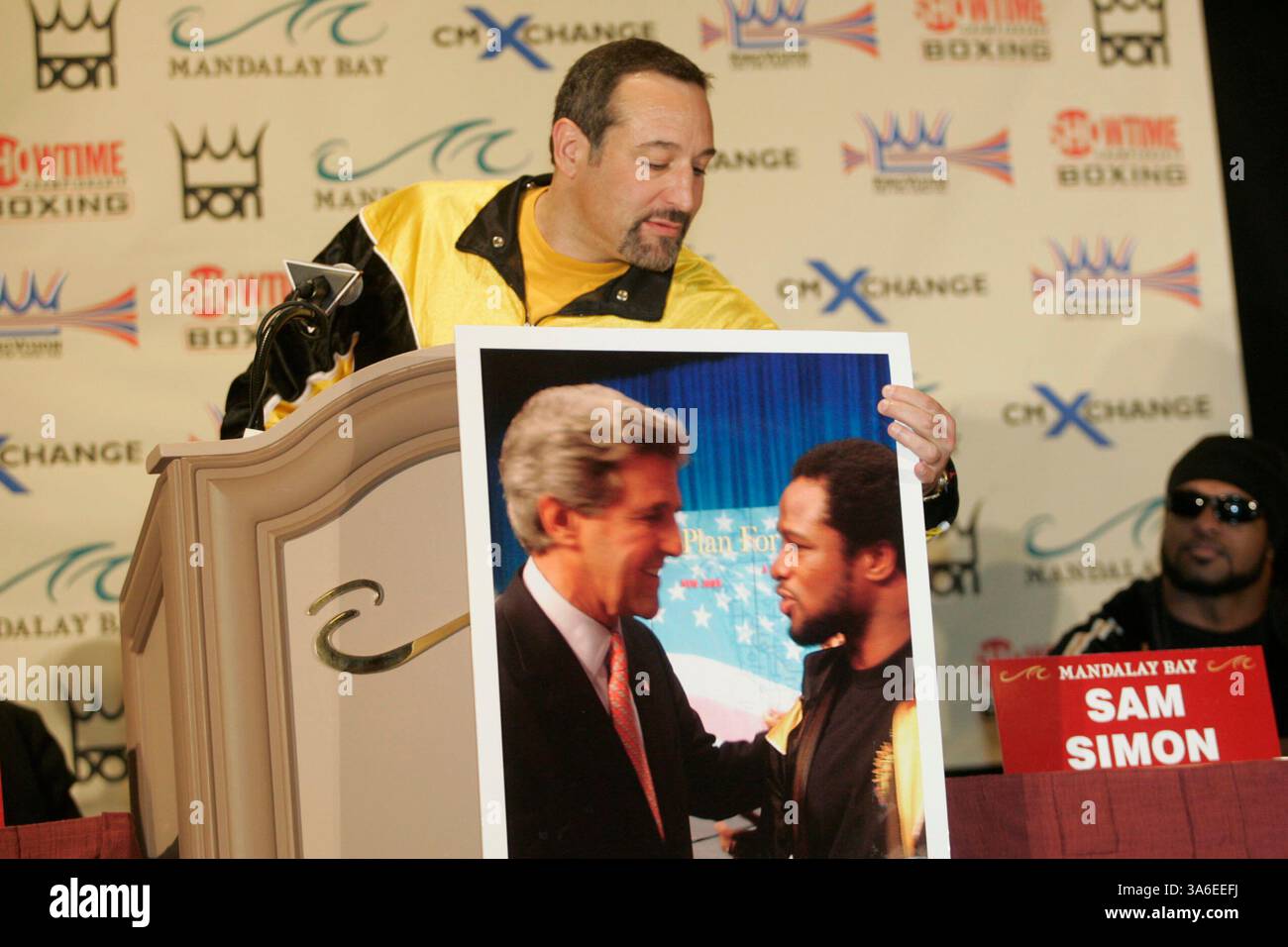 Sam simon the simpsons hi-res stock photography and images - Alamy